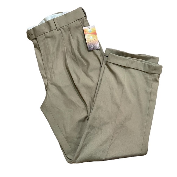 George | Pants | Nwt George Classic Fit Expandable Waist Pleated Pant ...